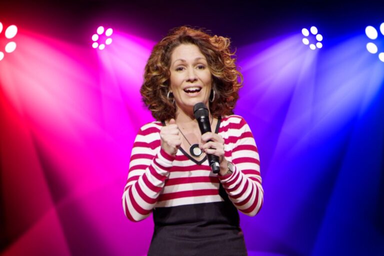 Meet the Top Australian Female Comedians - Sydney Wire